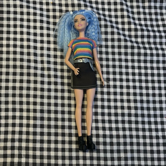 Mattel | Toys | Barbie Fashionista Doll 7 With Blue Hair And Rainbow ...